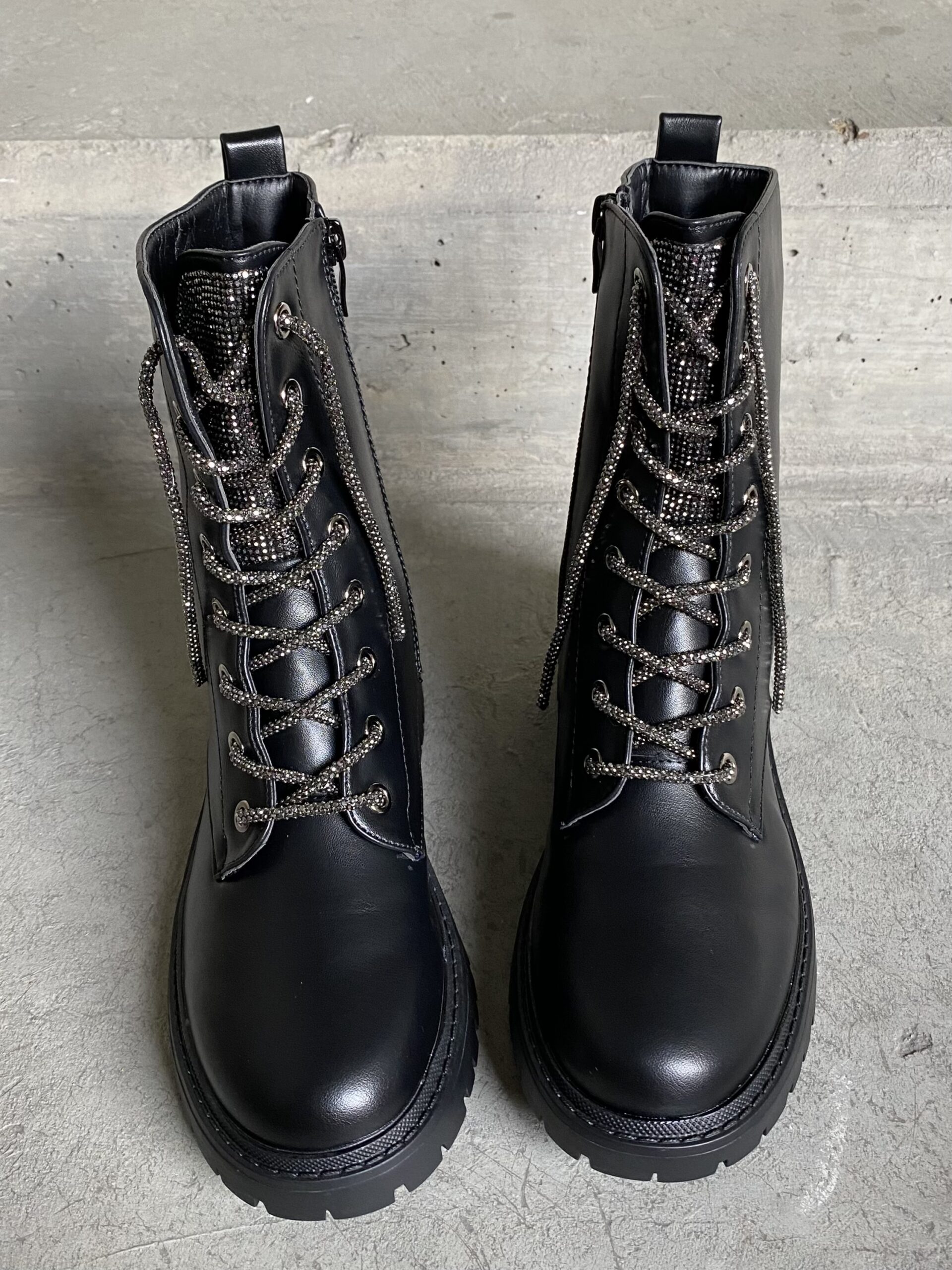 Sabina – Rare Medellin Shoes